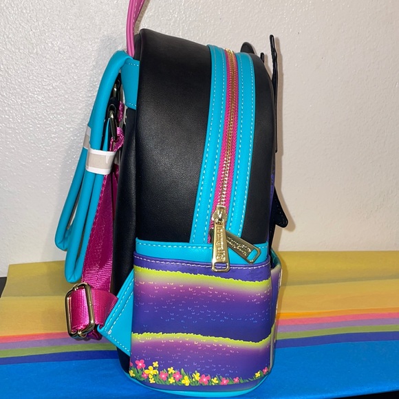 Loungefly | Bags | Loungefly Laika Coraline Glow In The Dark Pink ...